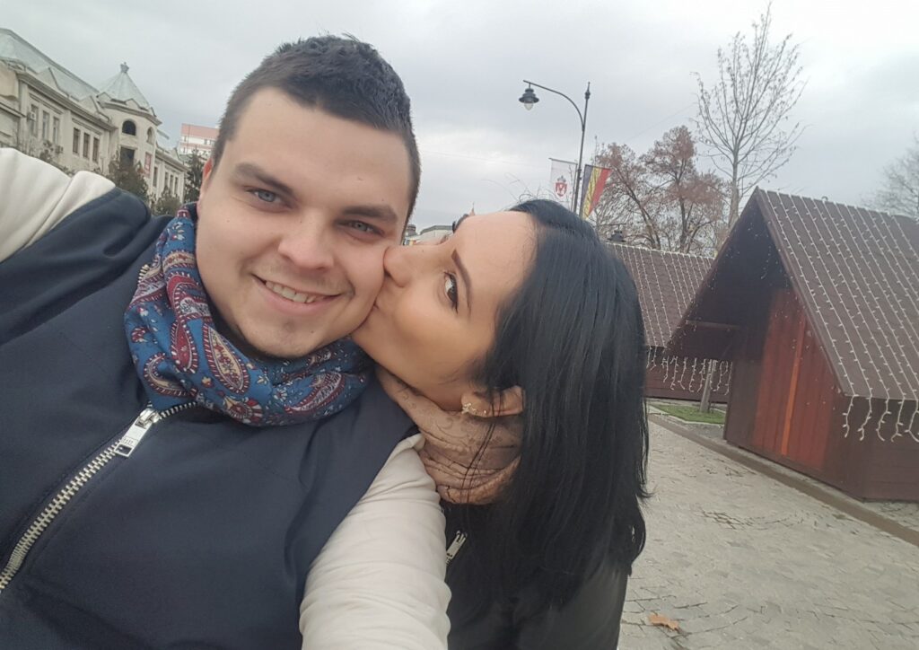 Criminalul din Podu Roș se căsătorește în închisoare. Mireasa mai are ...